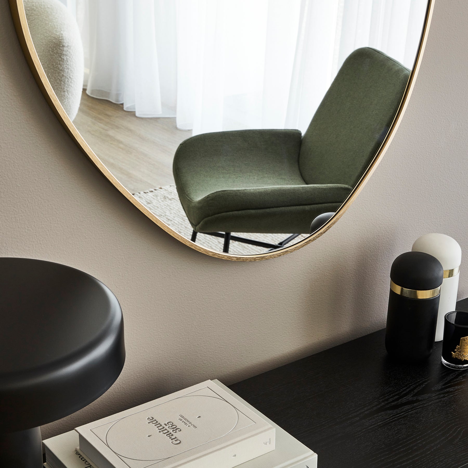 Kai-90cm-Pebble-Mirror-Gold