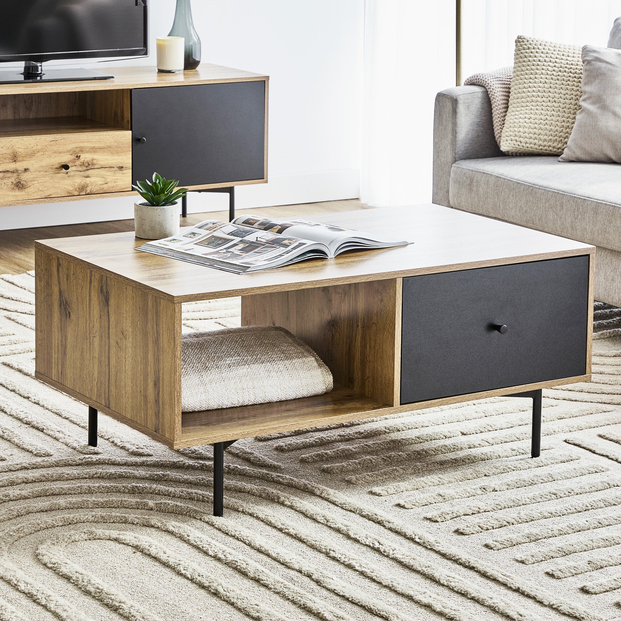 Vega Coffee Table Black